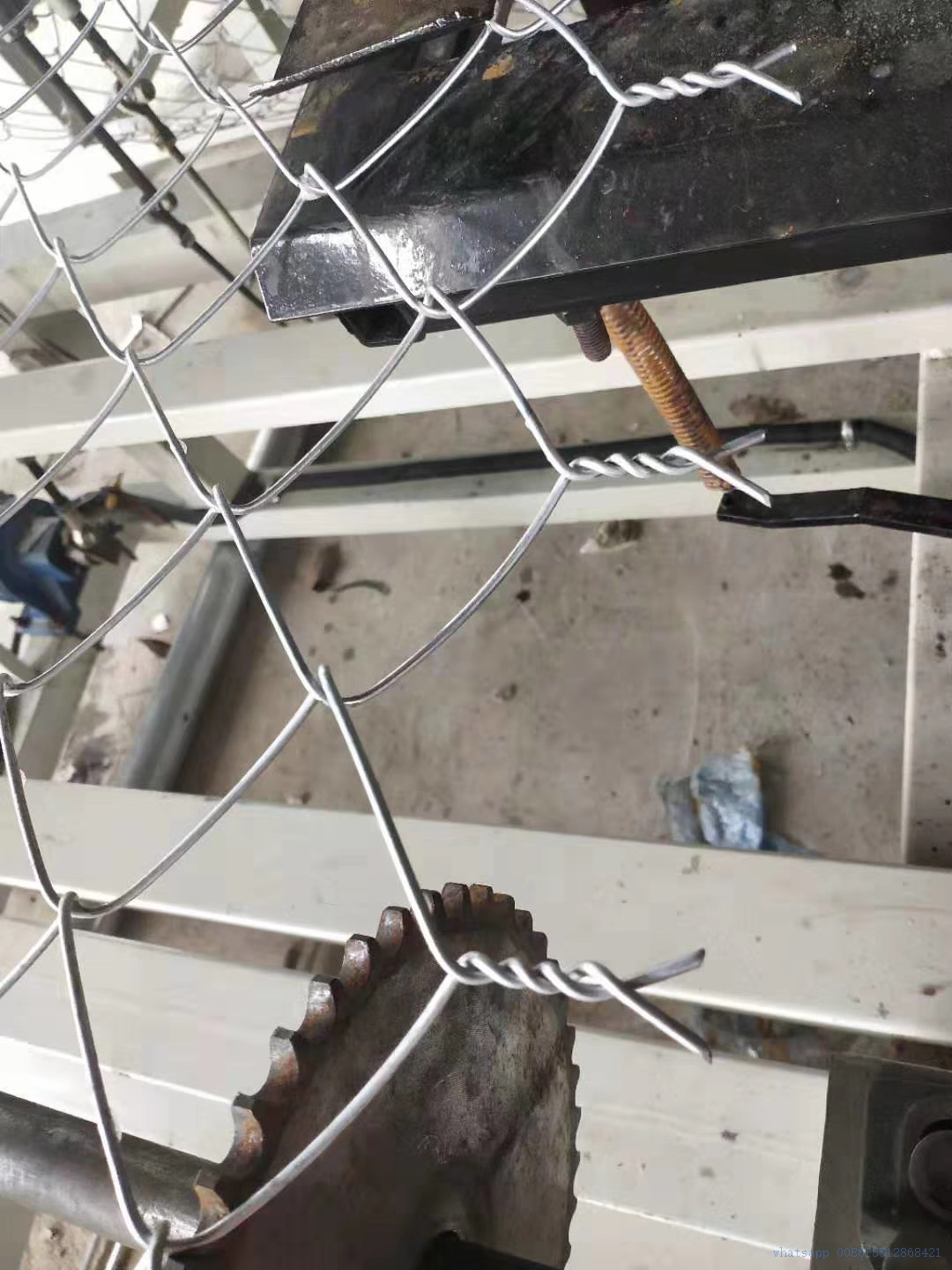 Automatic Chain Link Weaving Machine - Buy automatic chain link weaving ...